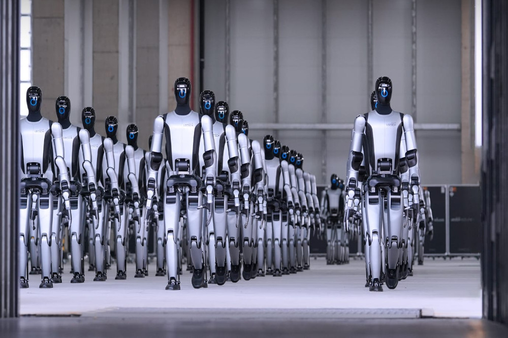 China pakai robot AI Walker S2, gantikan peran manusia di perbatasan ...