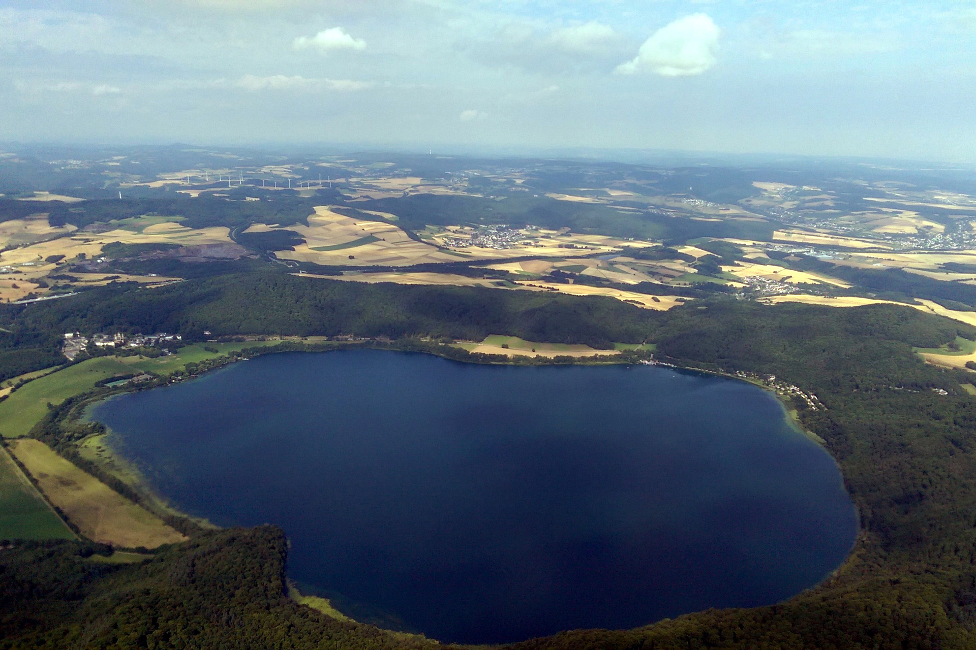 Magma unter der Eifel wandert - Tausende Mini-Erdbeben zeigen Bewegung ...