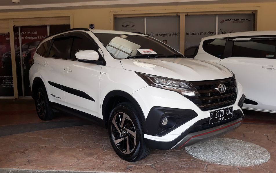 Rush terbaru hadir, bikin harga Toyota Rush TRD 2018 bekas jadi segini