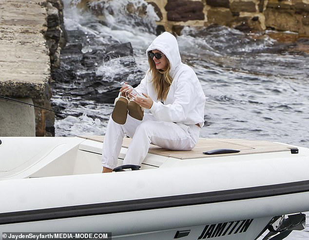 Insane scenes as hundreds line up to get into Justin Hemmes' new Sydney ...