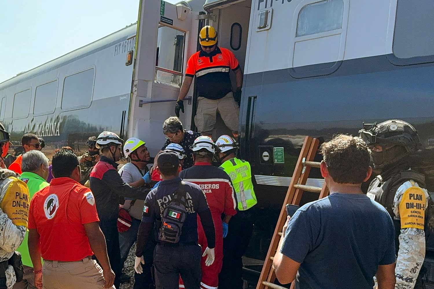 13 people killed, nearly 100 others injured after train derails