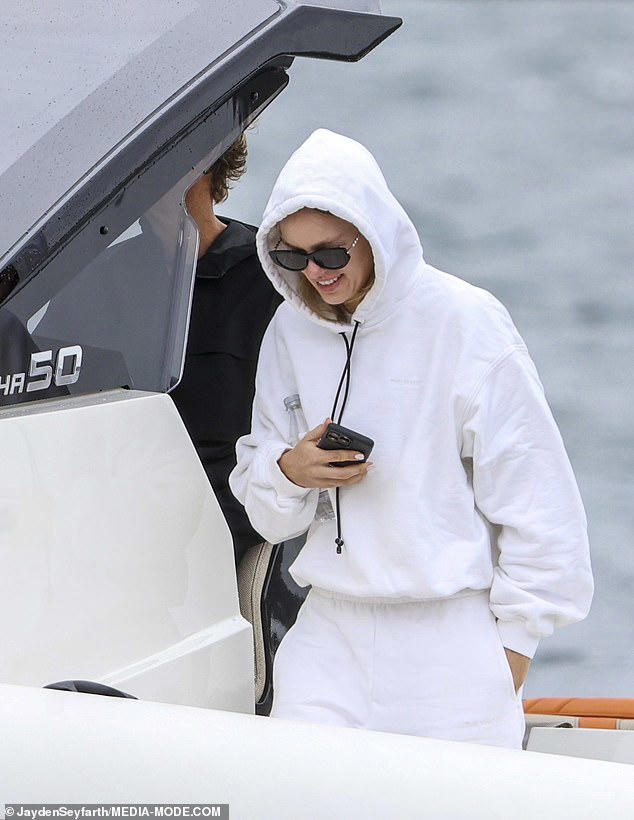 Insane scenes as hundreds line up to get into Justin Hemmes' new Sydney ...