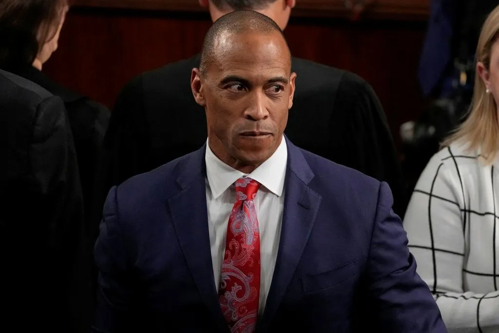 HUD secretary noncommittal on status of 50-year mortgage proposal