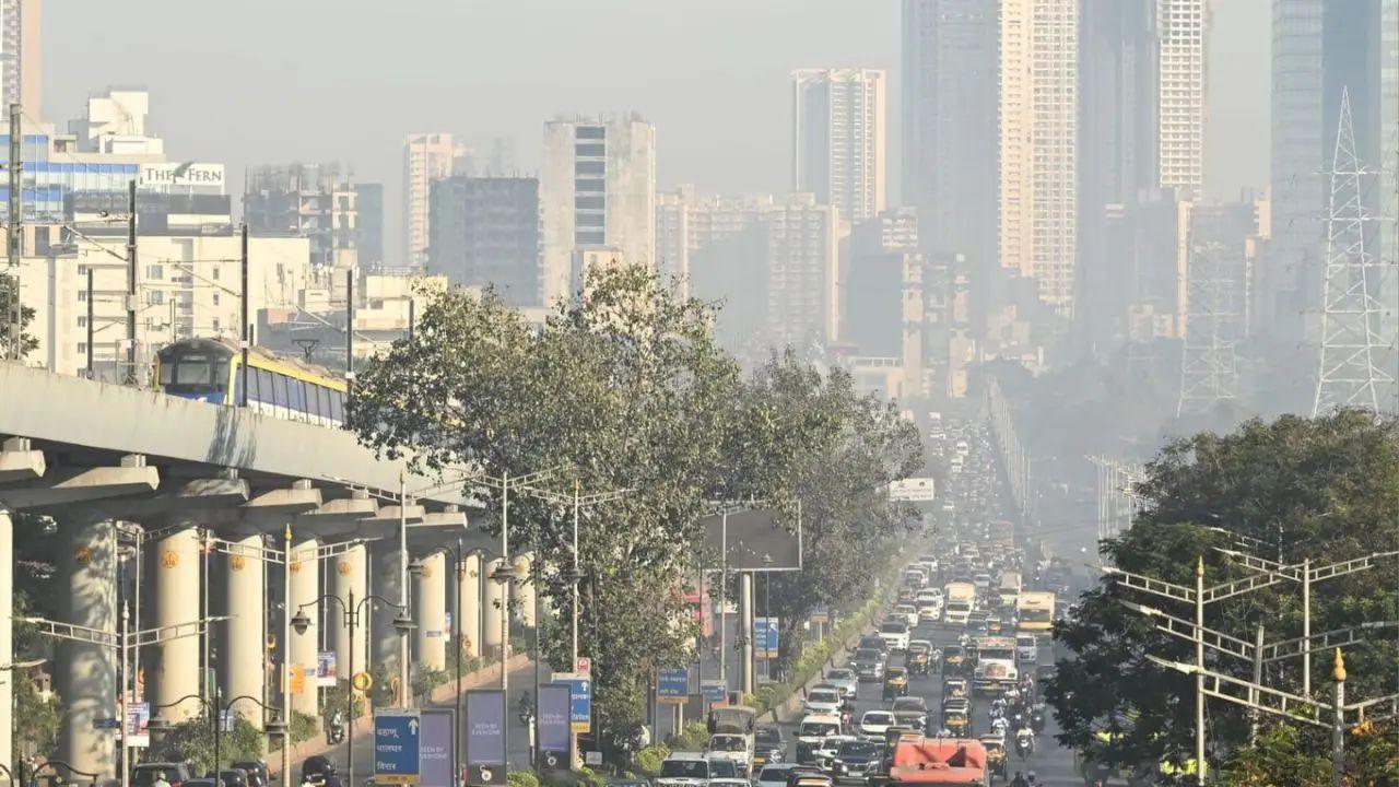 Mumbai weather update: Sunny Monday for city, AQI stays moderate at 133