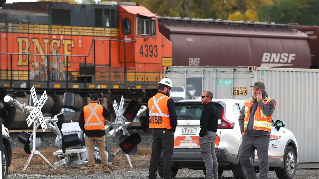 Mexico train derails: At least 13 killed in interoceanic rail disaster ...