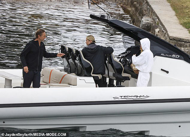 Insane scenes as hundreds line up to get into Justin Hemmes' new Sydney ...
