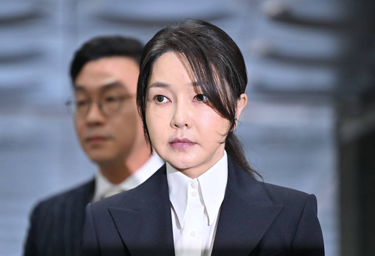 South Korea's ex-first lady accused of taking over $200,000 in bribes
