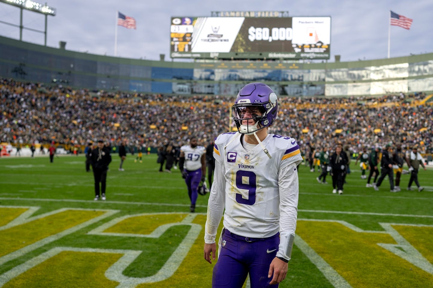 Vikings will host the Packers on Sunday at noon in season finale