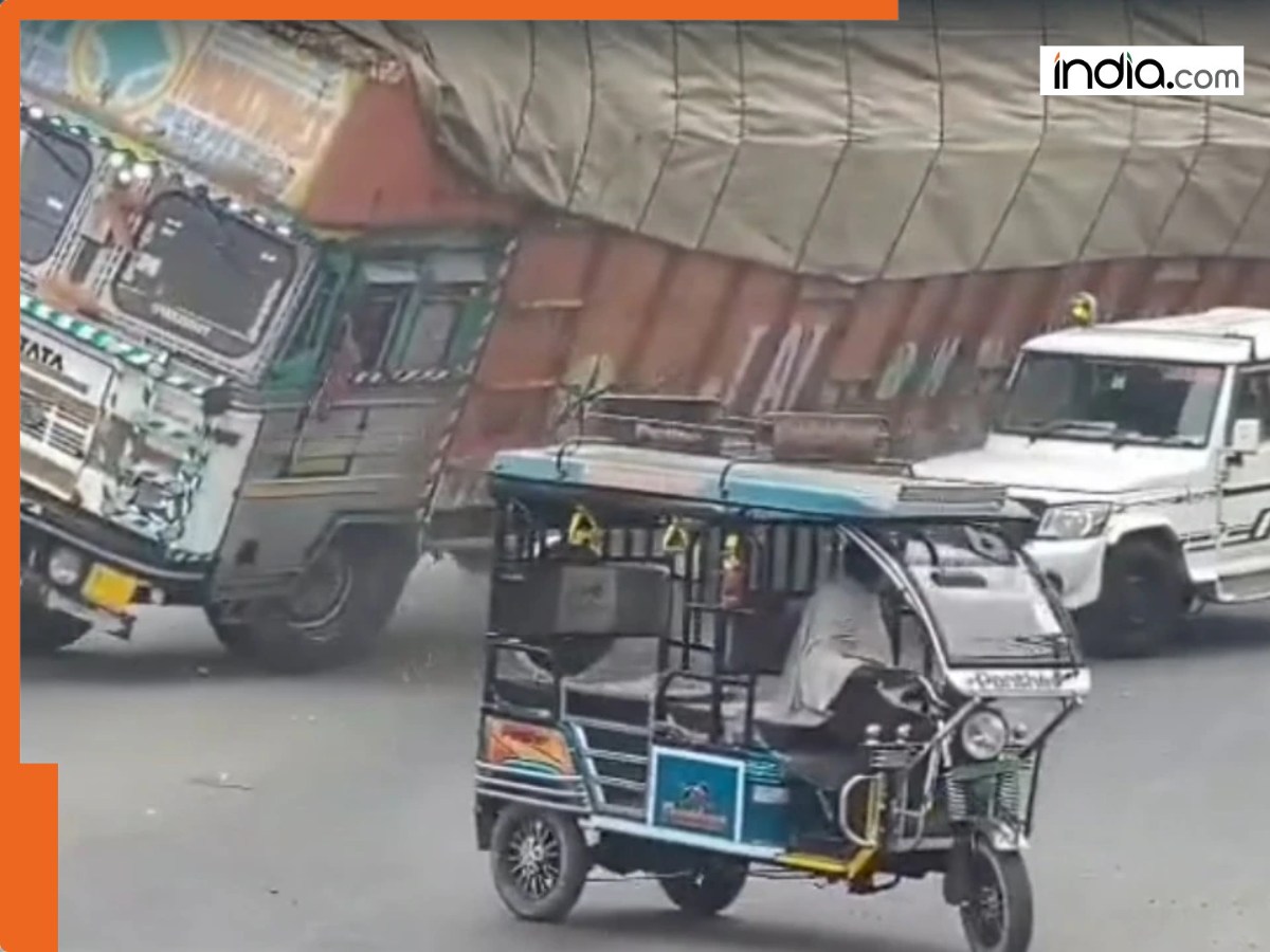 Horrific accident caught on camera! One dead after truck overturns on ...