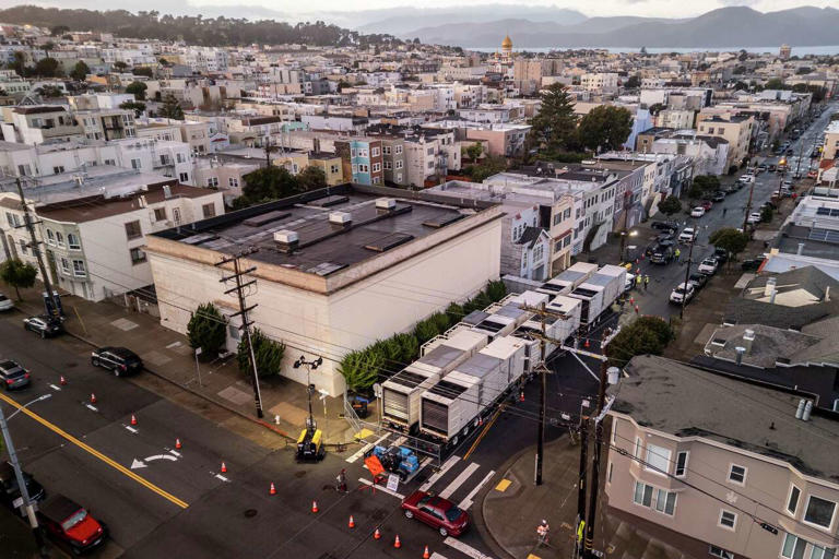 PG&E transformer fire triggers another unplanned power outage in SF