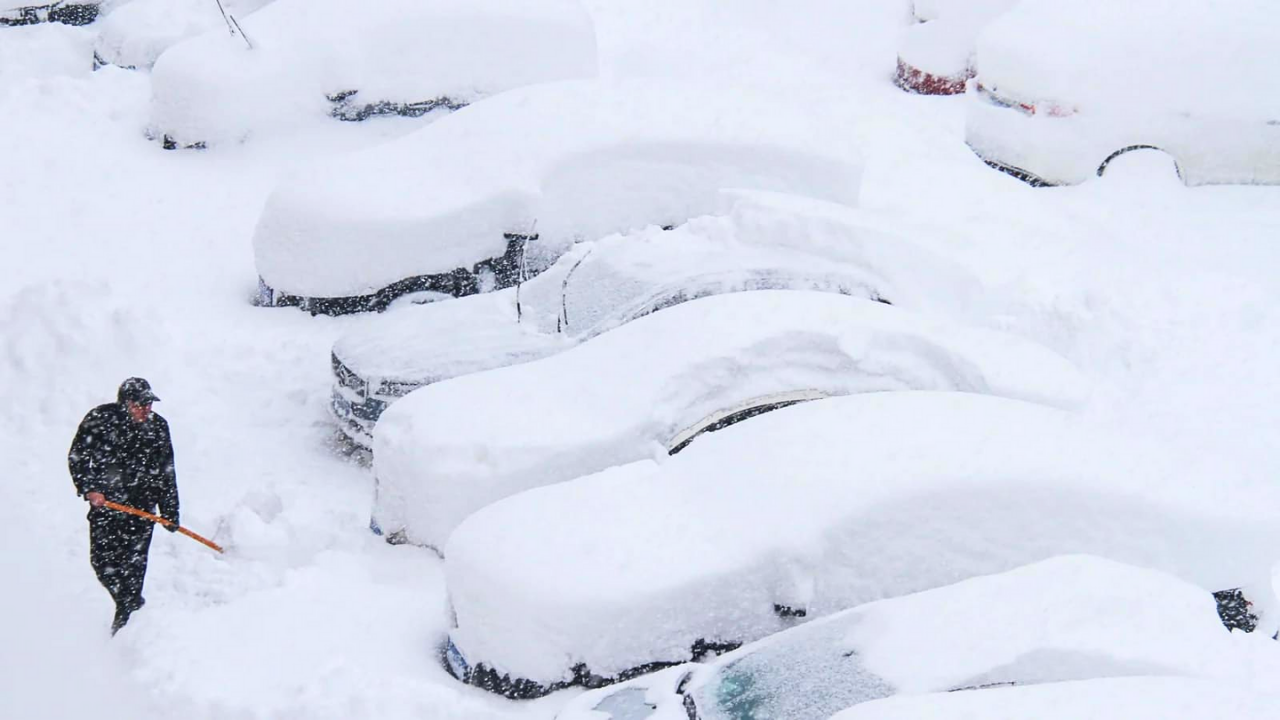 Coast-to-coast storm unleashes 90 MPH hurricane-force winds through Friday