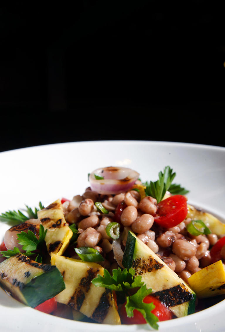 What foods to eat for good luck on New Year's Day? 5 recipes to try