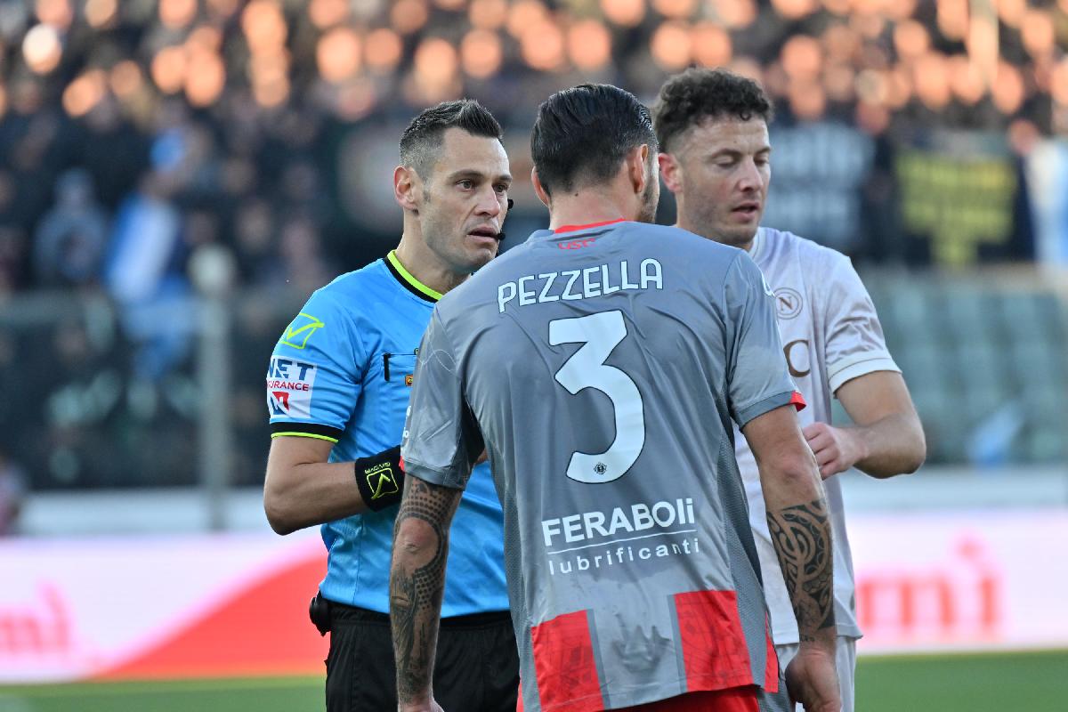 Moviola Cremonese-Napoli: manca qualche ammonizione, menzione d'onore ...