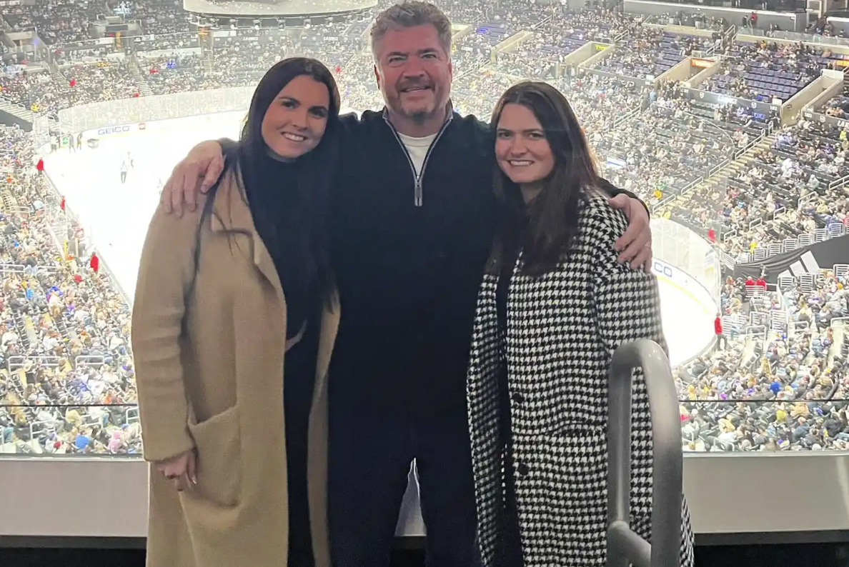 'Friends' and 'Seinfeld' actor Pat Finn dies at 60