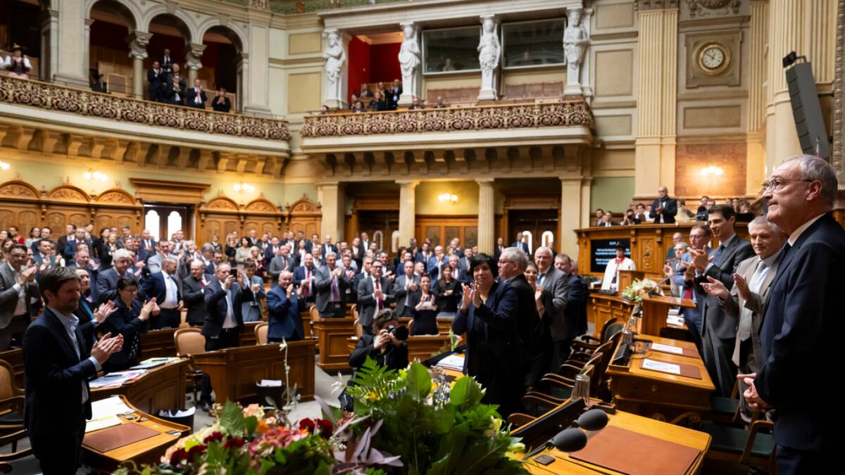 Les Vert-e-s en tête, le PLR en bas: seuls 27 % des élus suisses ...