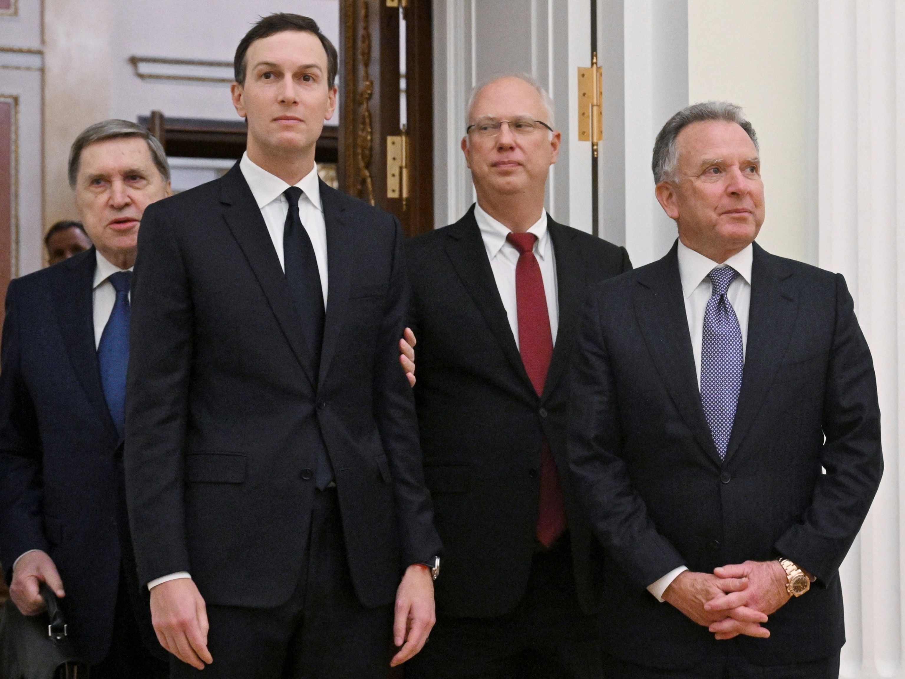 Kremlin aide praises Trump's 'peace efforts' after Zelenskyy meeting ...