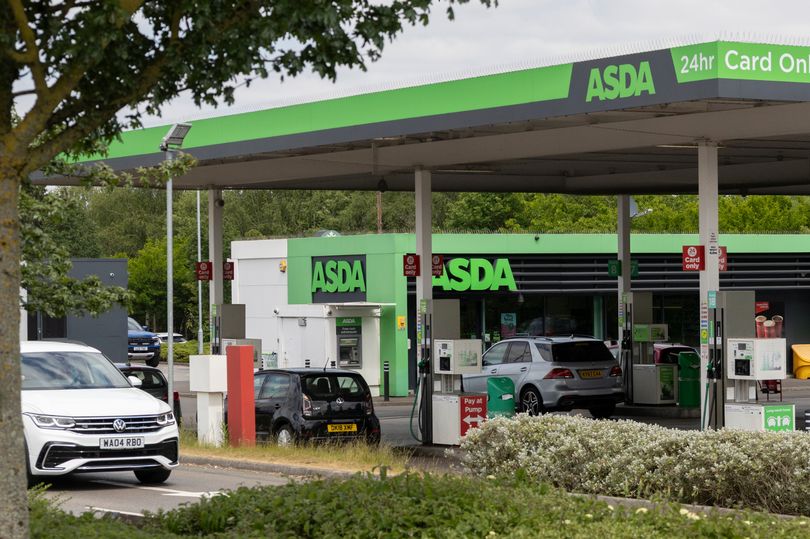 Drivers warned 'last chance' to save with Asda Express fuel offer