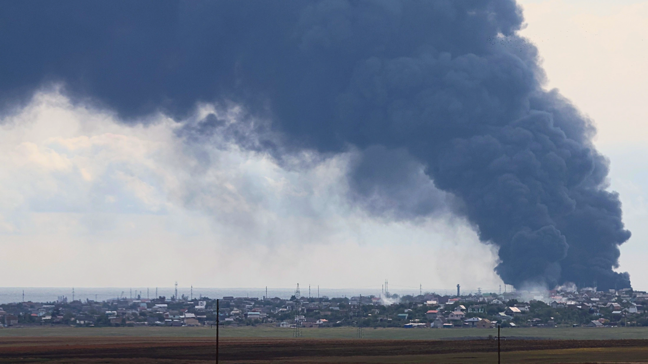 7 Russian refineries hammered in 17 days—Ukraine torches $600M ...