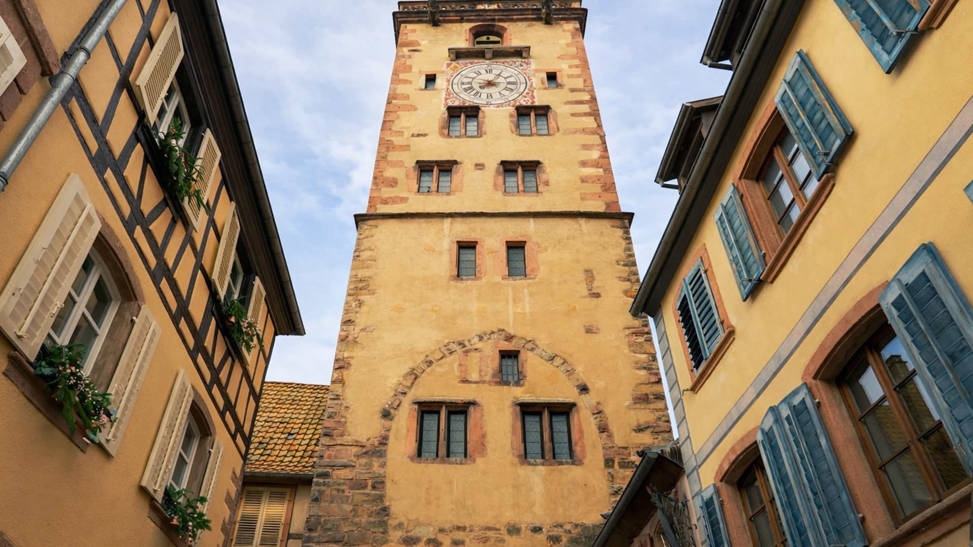 Ribeauvillé Christmas market atmosphere: Medieval Alsace (4K)