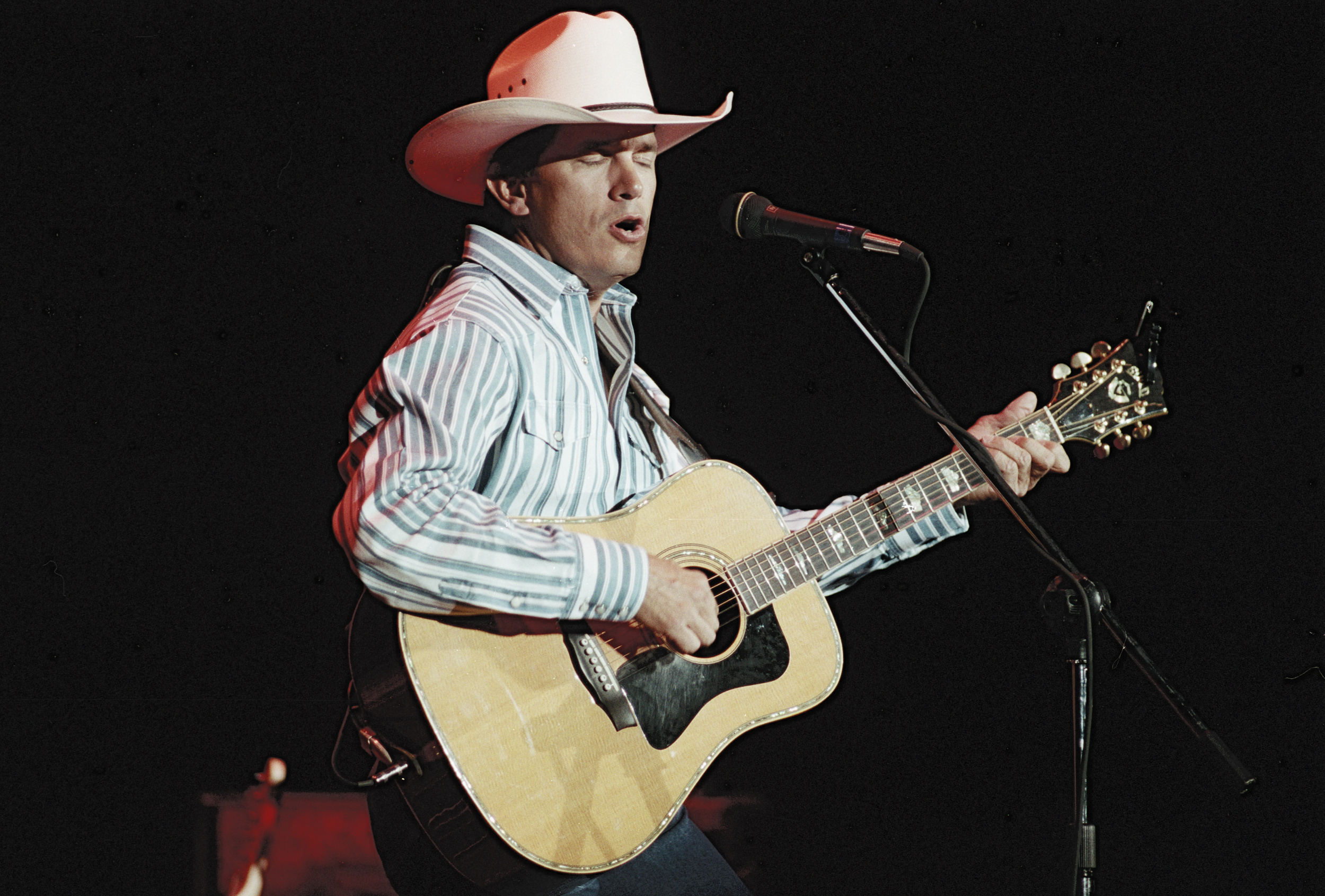 20 essential songs that need to be on every '90s country playlist