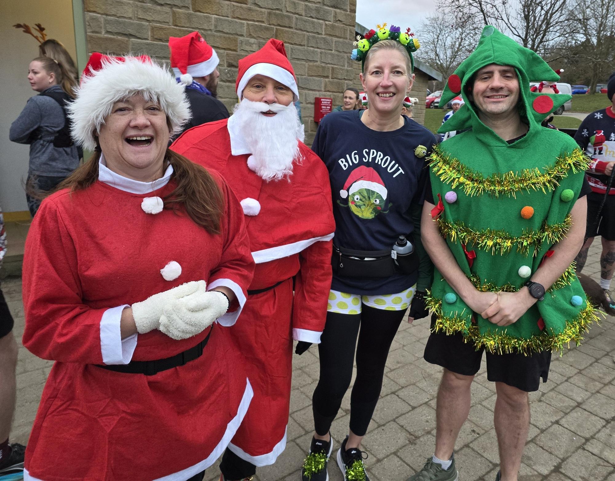 In pictures: 800 runners, walkers and volunteers present as Poolsbrook ...