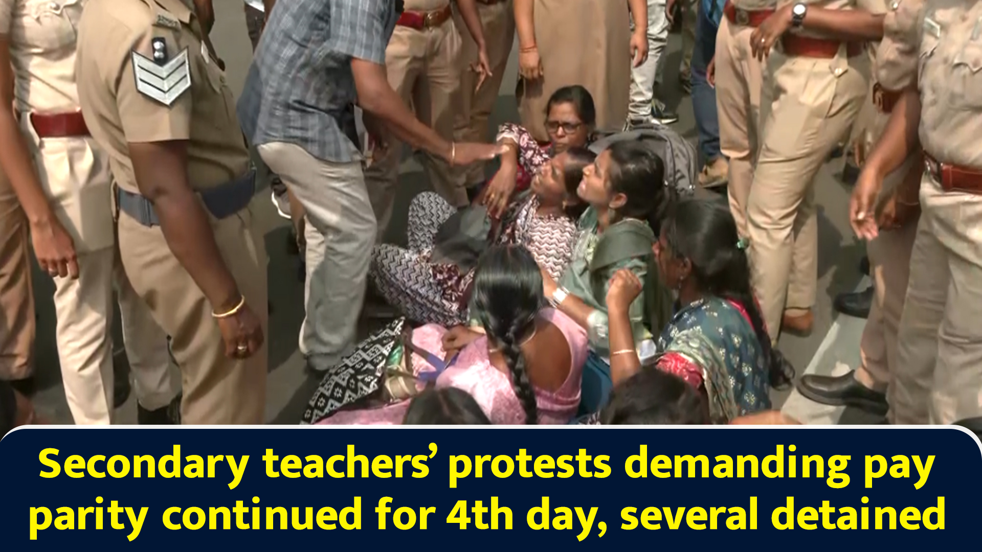 Secondary teachers’ protests demanding pay parity continued for 4th day ...