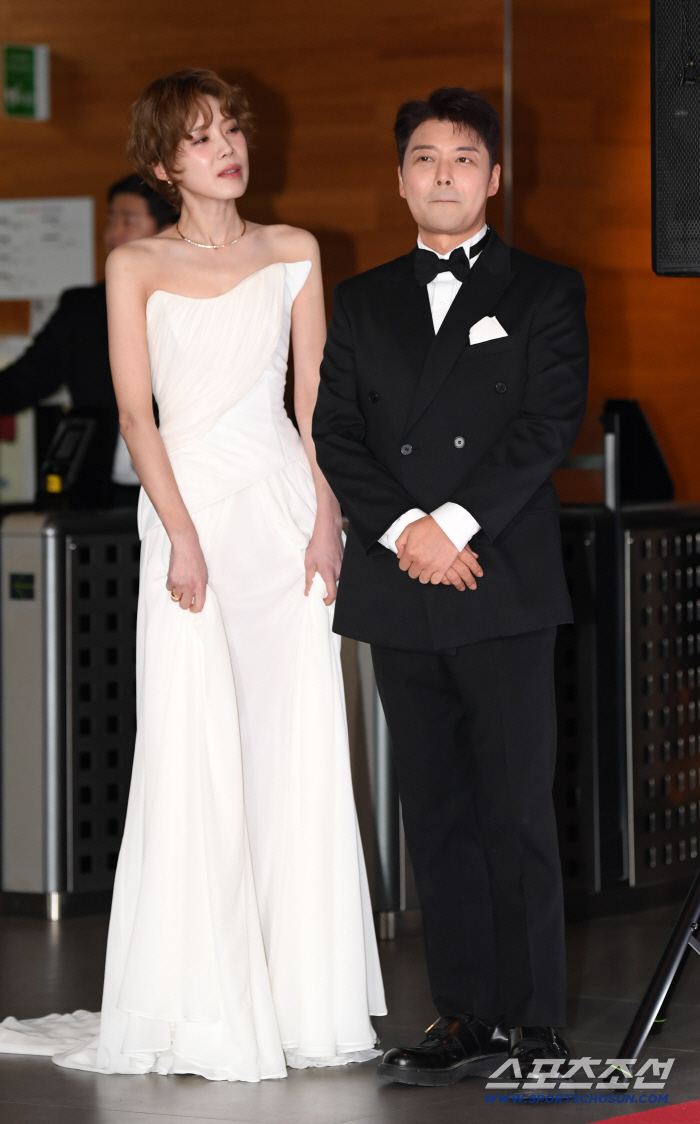 Jang Do-yeon, Jeon Hyun-moo, MC of MBC Entertainment Awards