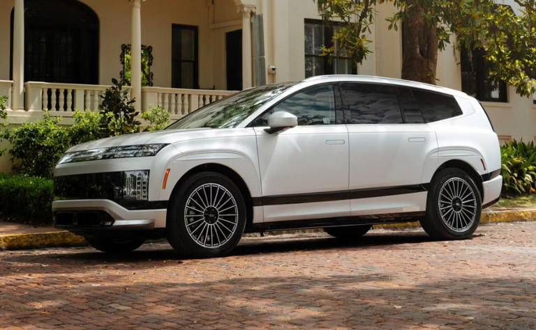 Hyundai Motor Group leader per la sicurezza: 21 premi IIHS 2025, record ...