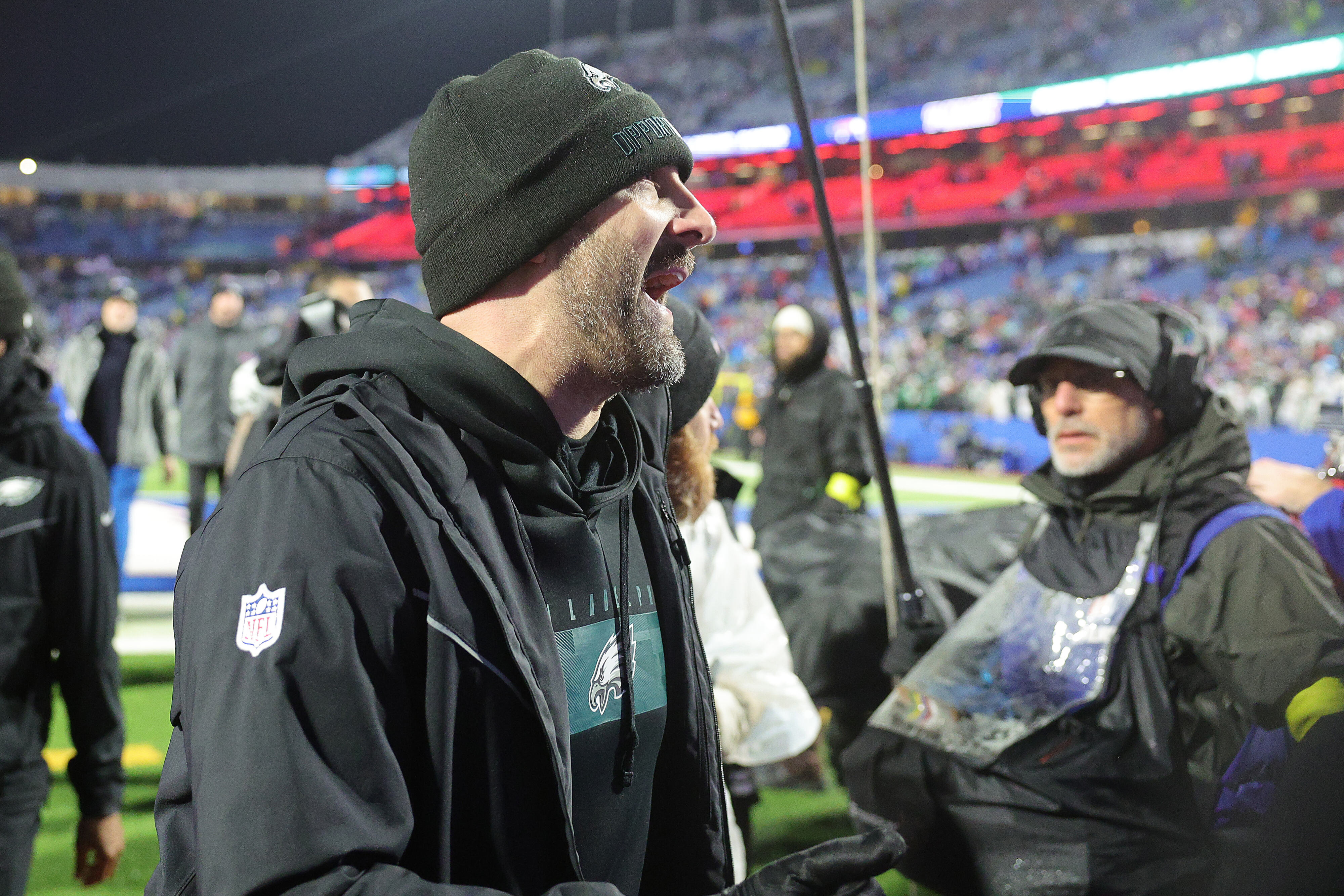 Eagles’ inexplicable second half offense nearly soils defensive gem vs ...