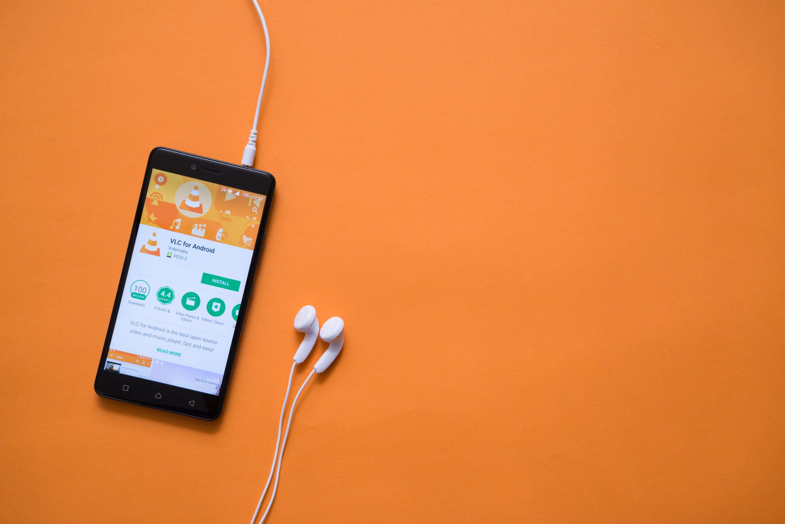 Nikdy za něj nechtěli ani korunu. Proč se VLC Player pořád odmítá ...