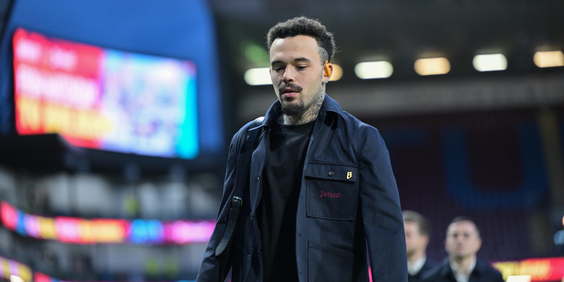 VI: Hartman 'topkandidaat' bij Ajax, speler zelf ziet stap naar ...