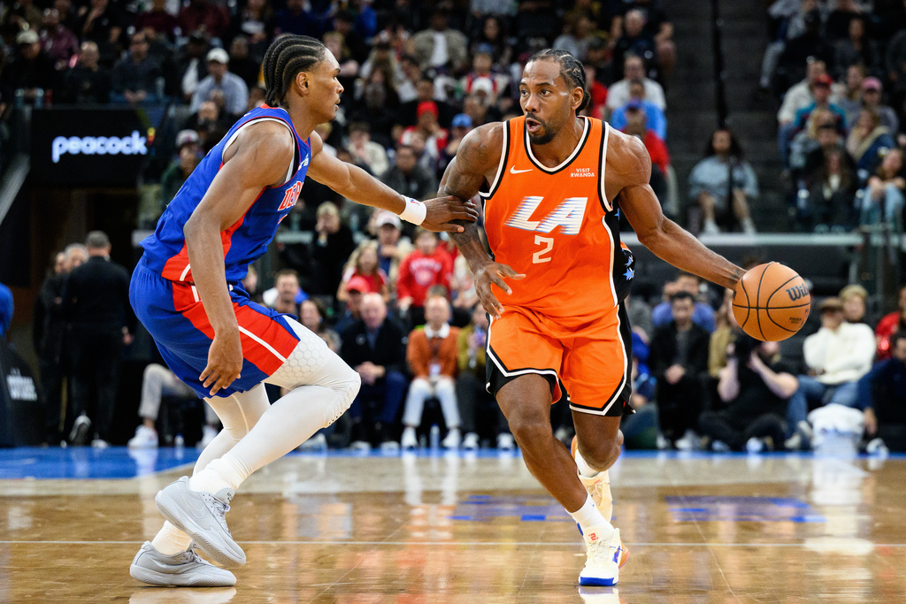 Kawhi Leonard scores career-best 55 points, ties Clippers' franchise record