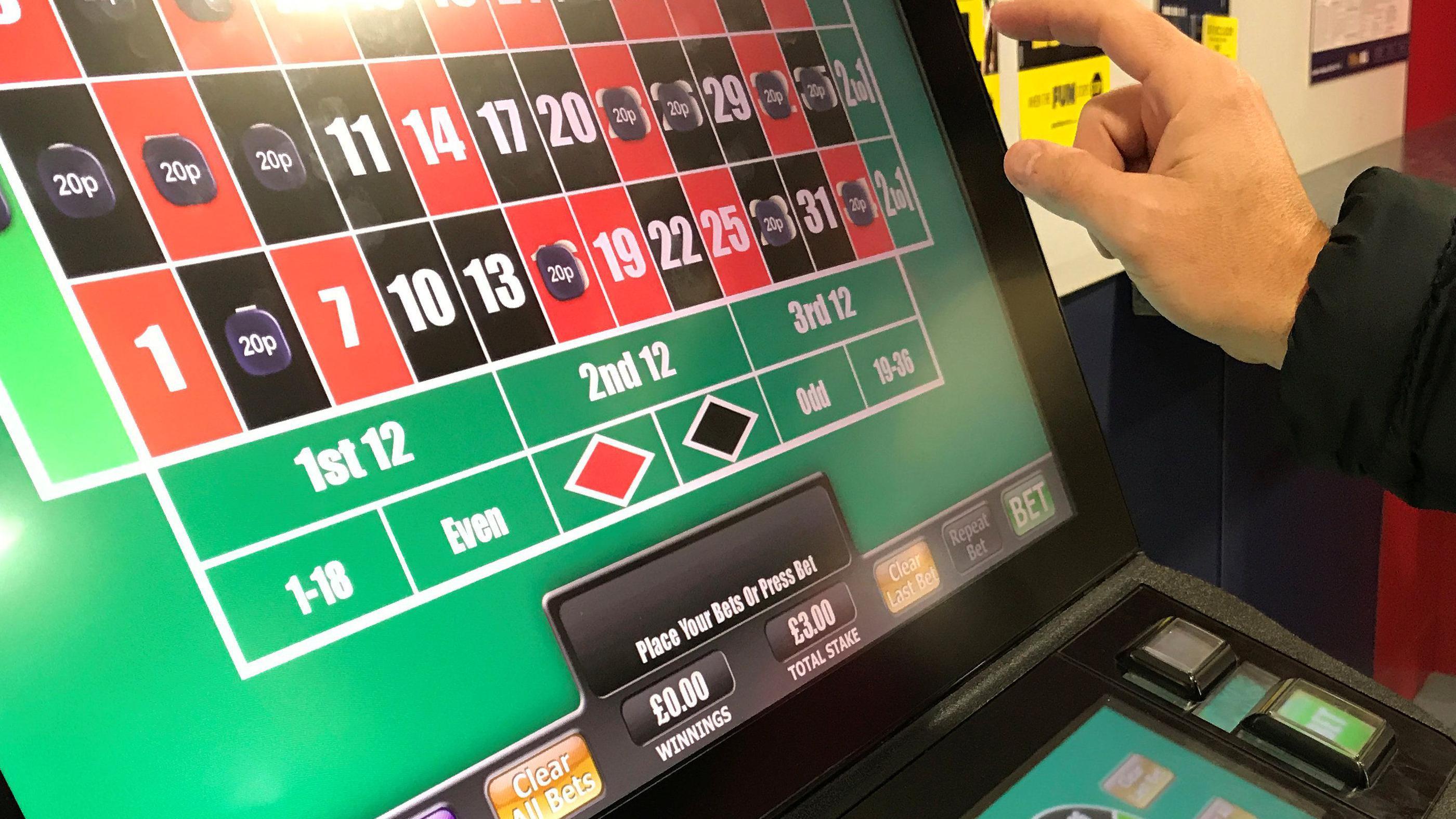 Gambling centres 'clustered' in deprived areas