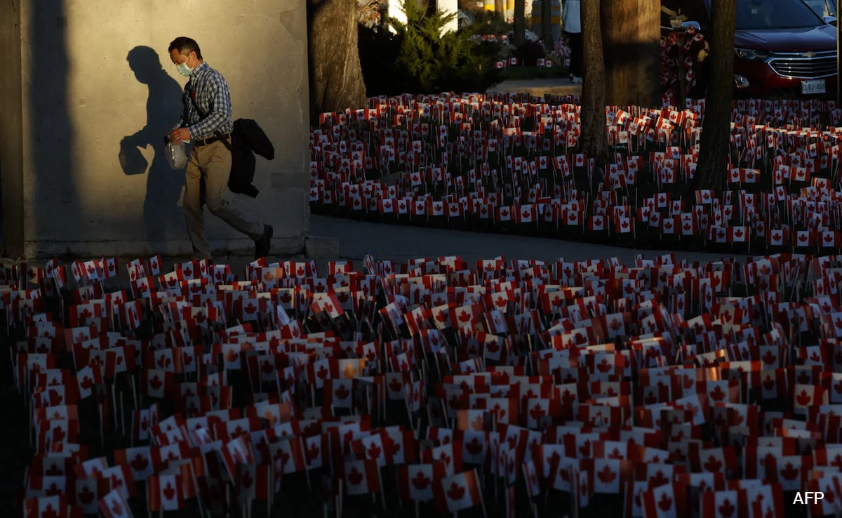 24-Hour Wait For Urgent Appointment: Why Canada's Healthcare In Under ...