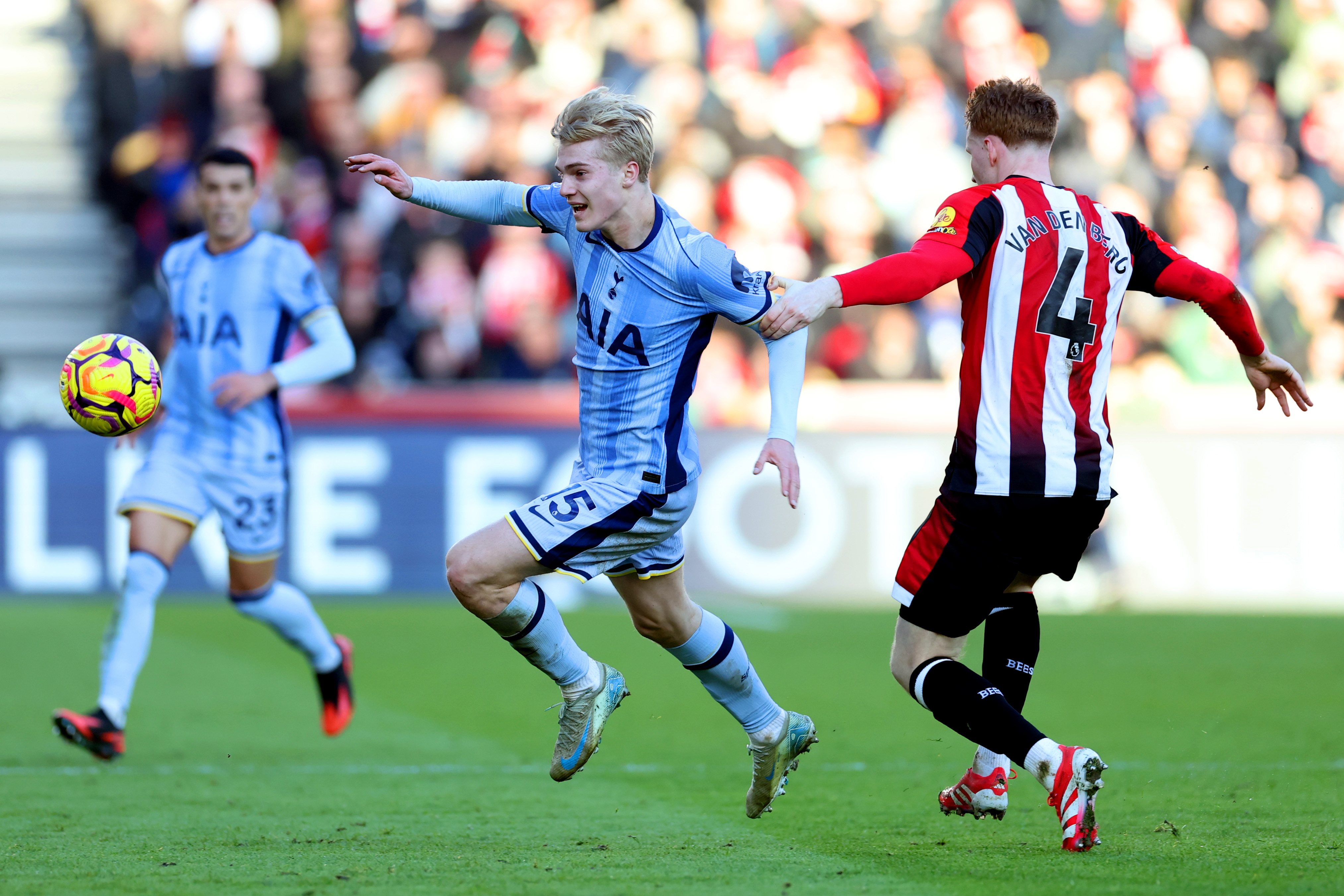 Brentford vs Tottenham early injury news as 13 ruled out and 2 doubts