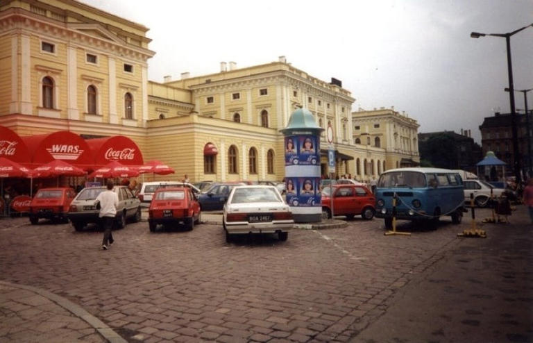 Naprawa parasoli, repasacja pończoch, zielone Rondo Mogilskie ...