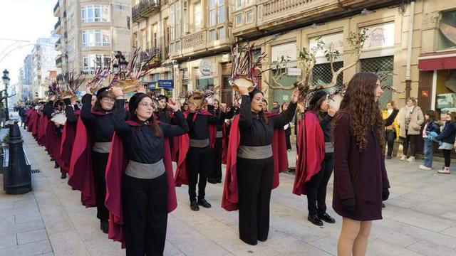 La Rondalla de A Merced de Chaín y O Apalpador animan la Calvo Sotelo