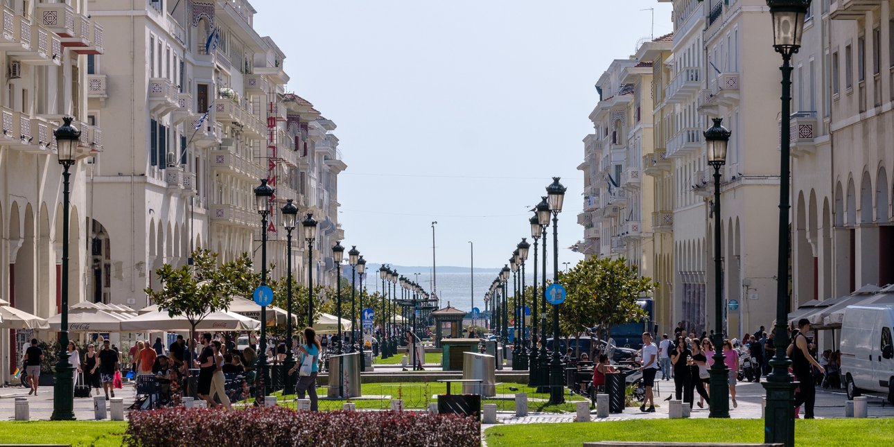 Θεσσαλονίκη: Στο ΕΣΠΑ η ανάπλαση της Αριστοτέλους με προϋπολογισμό 26,3 ...