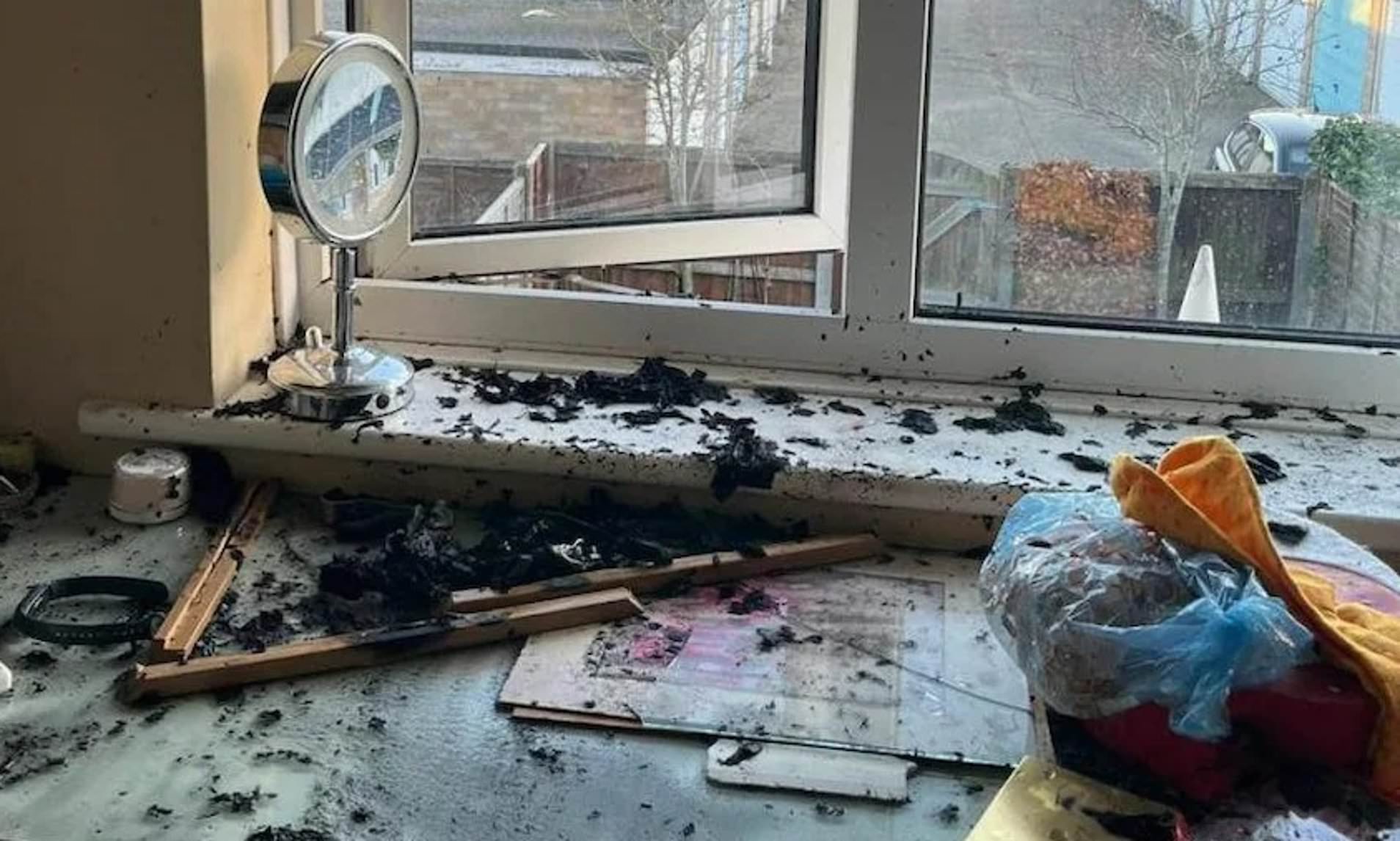Do not leave magnifying mirrors on windowsills, warn fire chiefs after ...