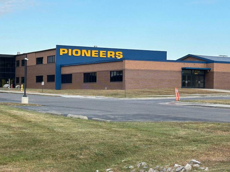 Jim Irsay, redistricting, Pacers playoff run: FOX59/CBS4’s top stories ...