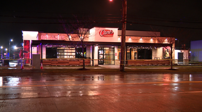 1 person shot at Mayfield Heights Raising Canes restaurant