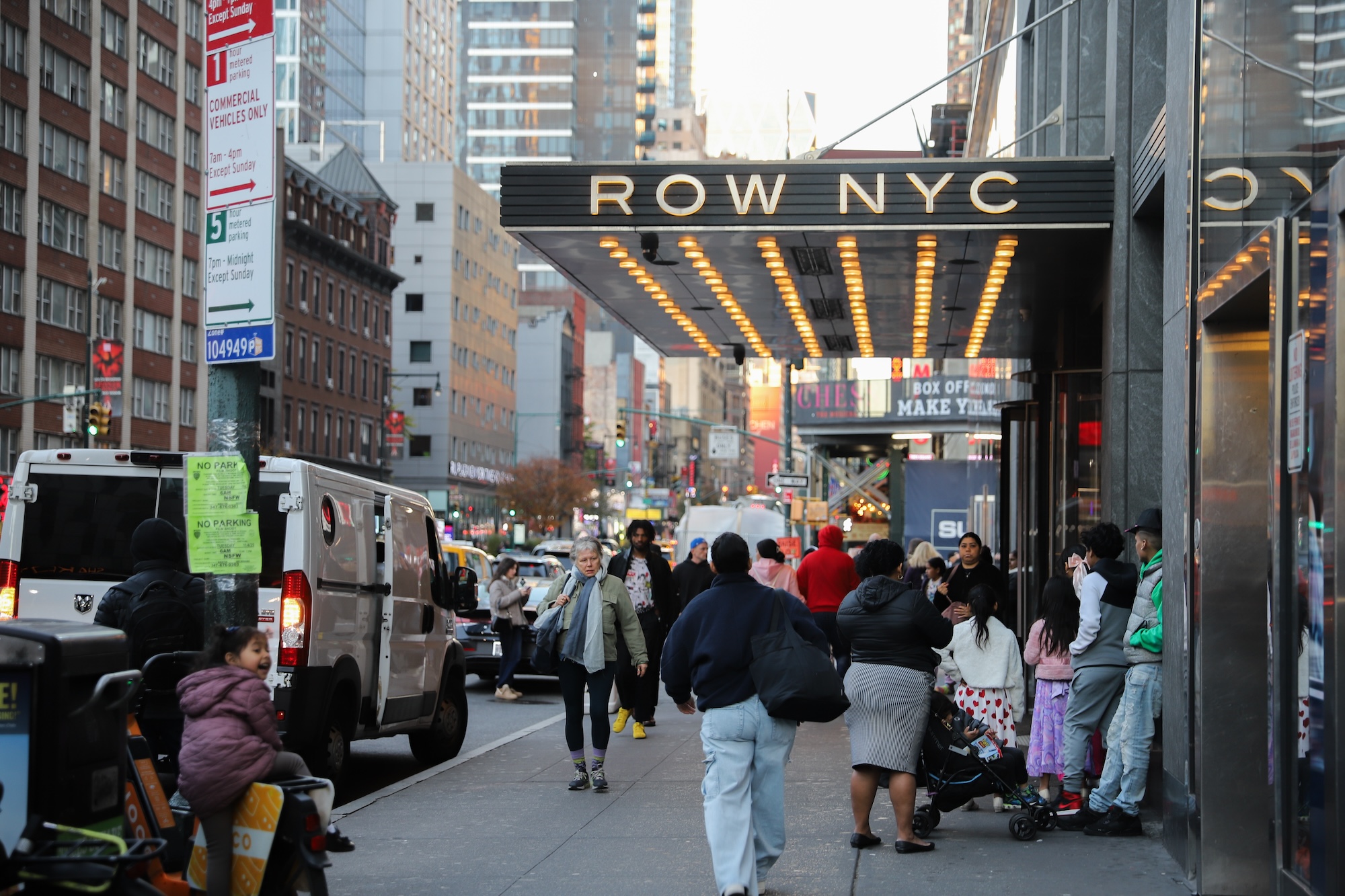 Asylum seekers navigate immigration courts alone as promised legal aid ...