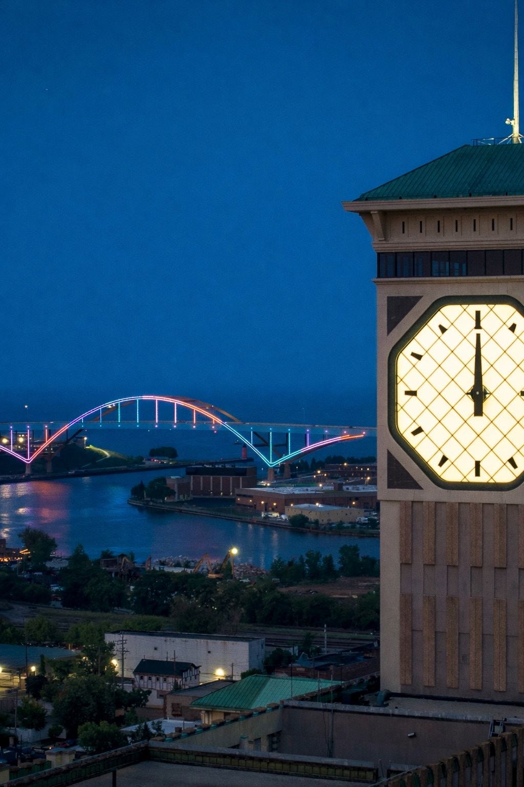 10 special New Year's Eve events in Milwaukee for 2025