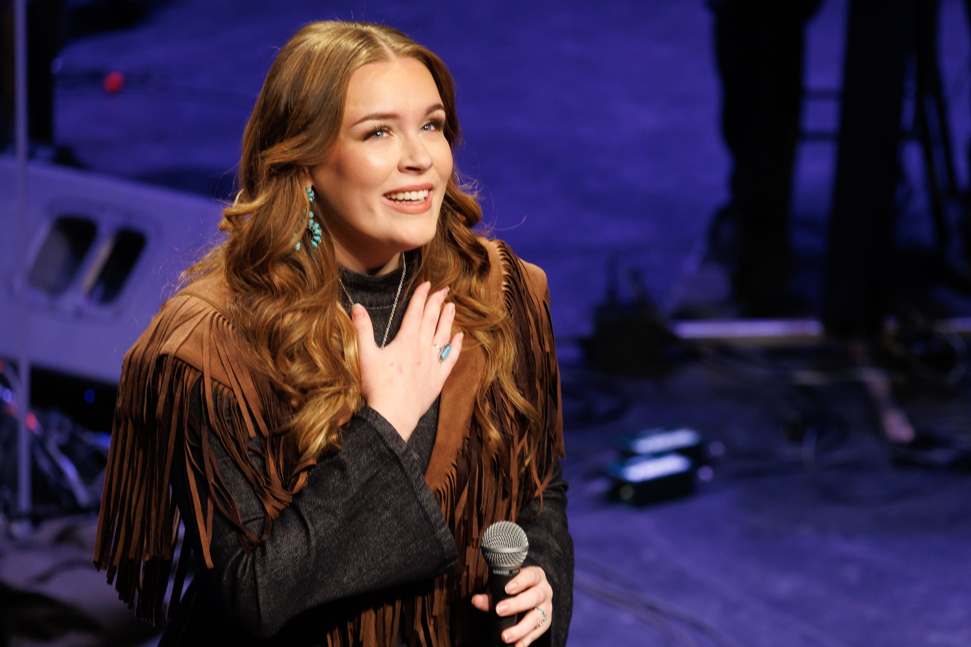 Sold-out crowd welcomes Aubrey Nicole home after 'The Voice' journey