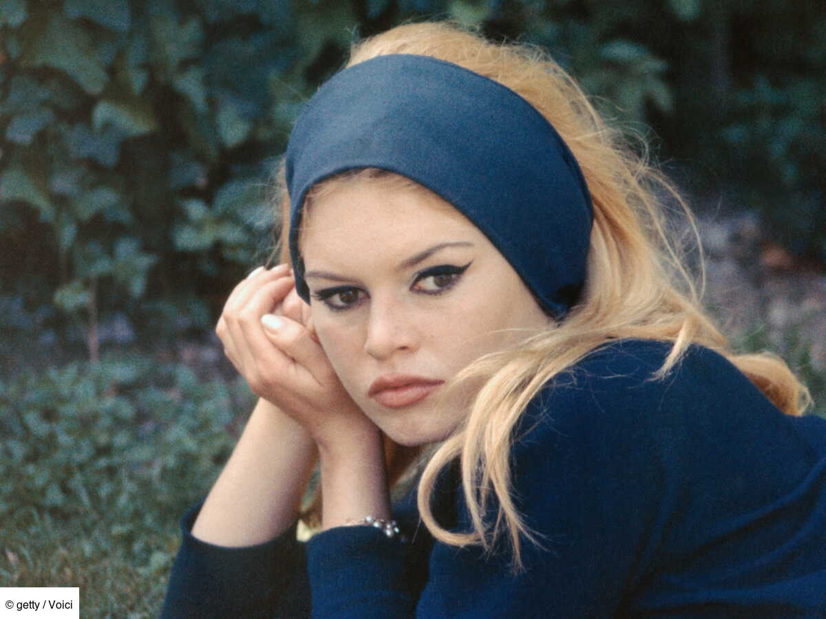 Le col Bardot : l’héritage iconique de Brigitte Bardot qui sublime ...