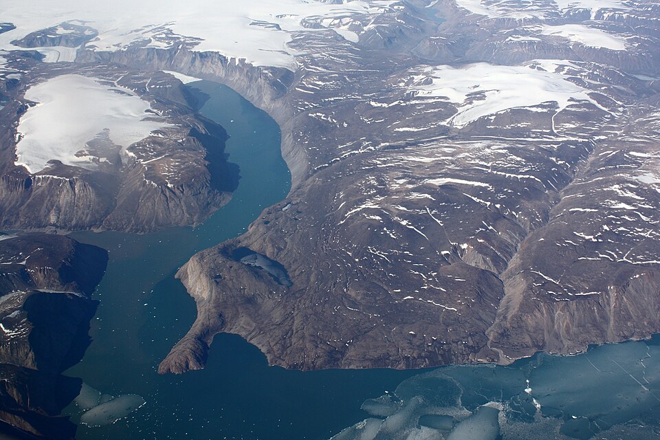 650-foot Greenland mega-tsunami triggers nine-day global seismic pulse