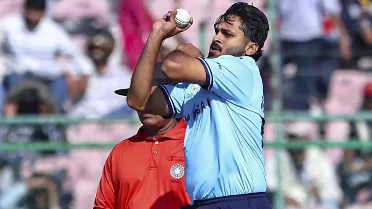 Vijay Hazare Trophy: Shardul Thakur, Shams Mulani dismantle ...