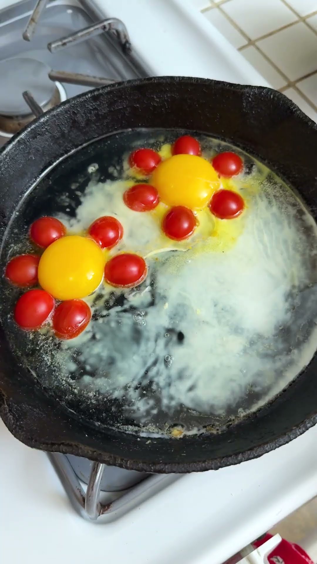 Creative breakfast idea! 🌼 #eggs #breakfastideas #breakfast