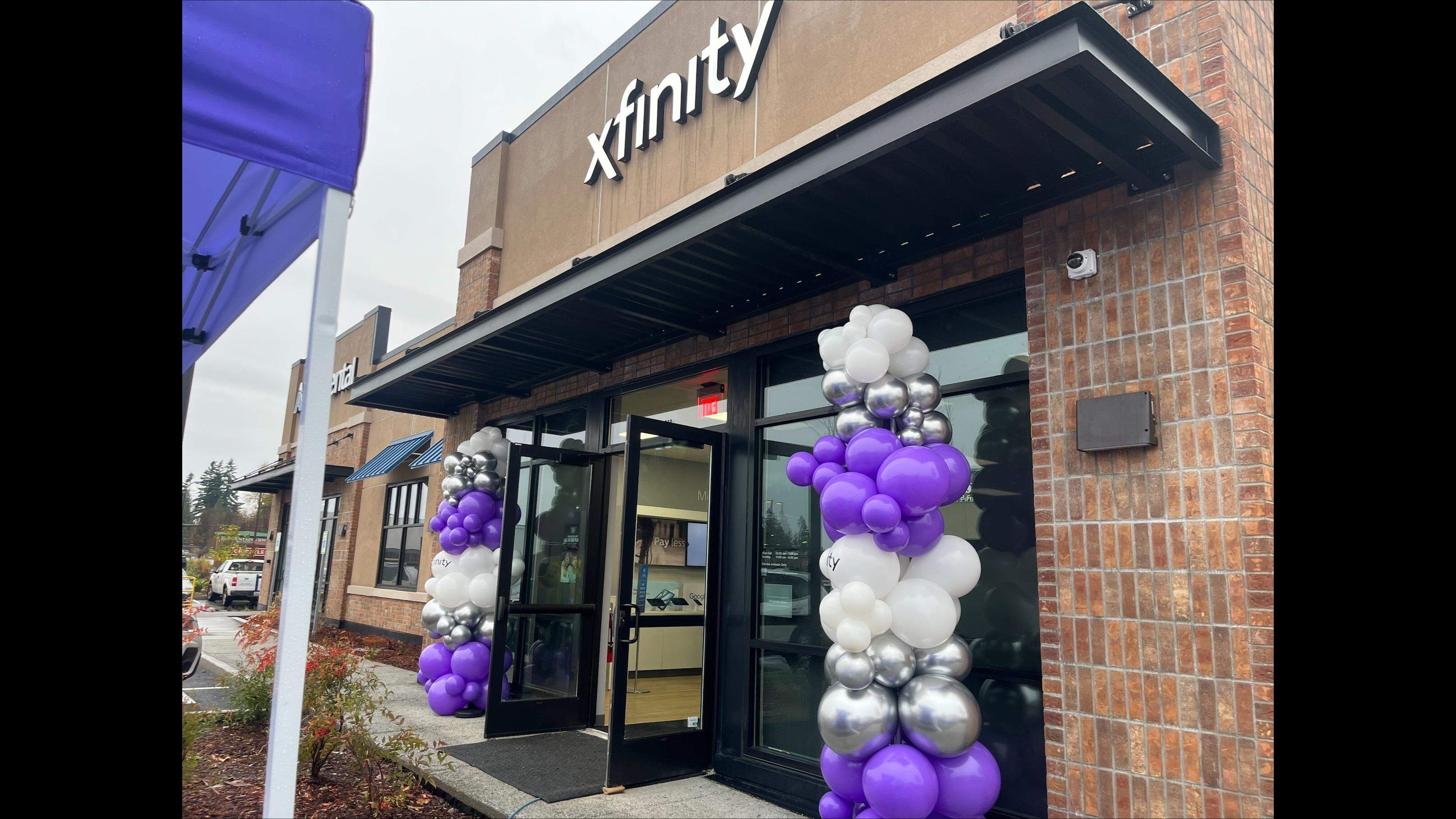 New Xfinity store now open in Bonney Lake, plus restaurant news