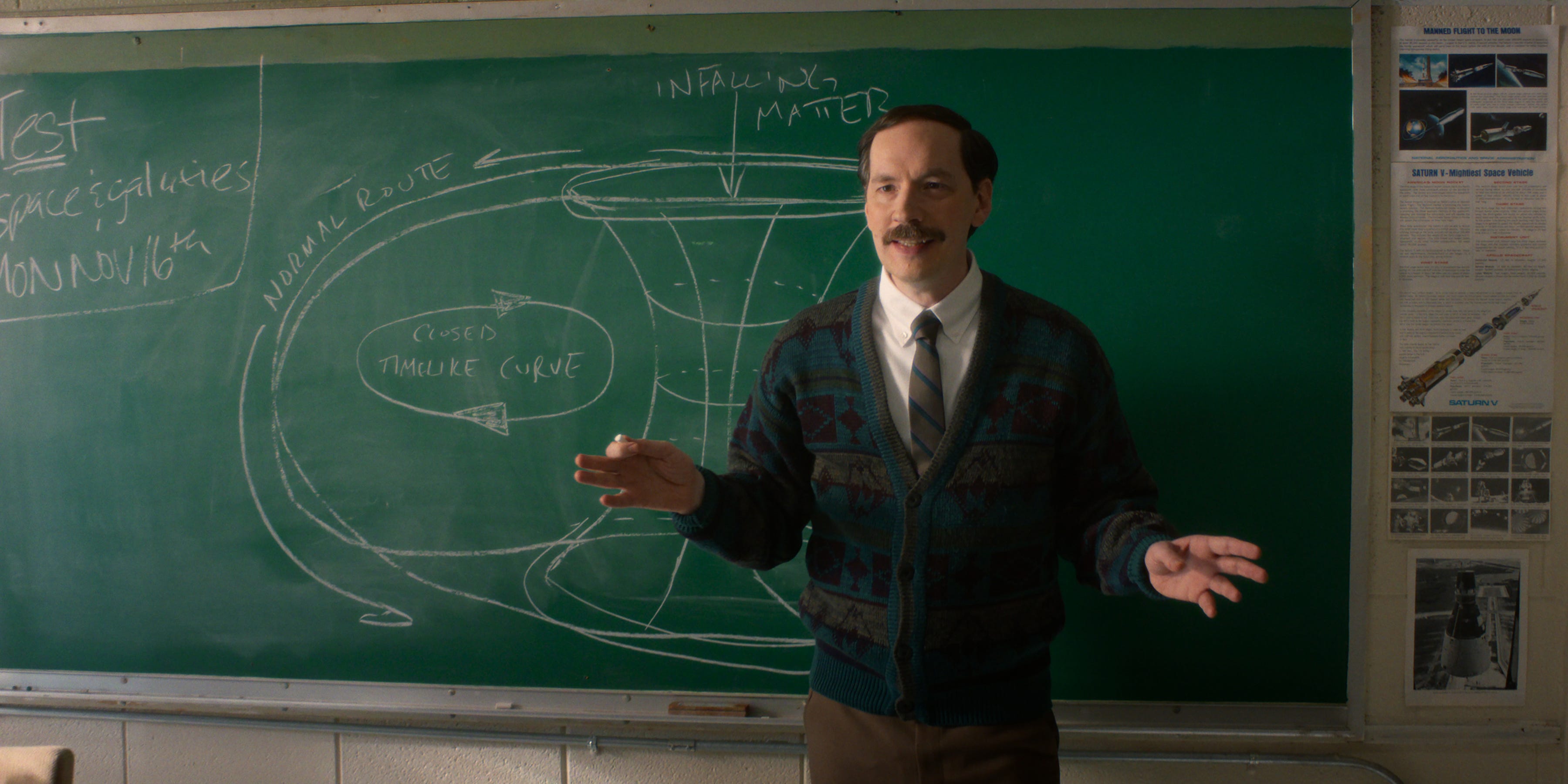 'Stranger Things' star shoots down claims of cut scenes in season 5